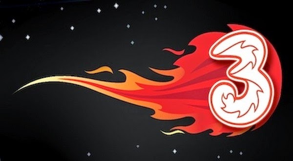 Operator Tri Antar Pemudik dengan Kecepatan Internet 42 Mbps Midoen Midoen