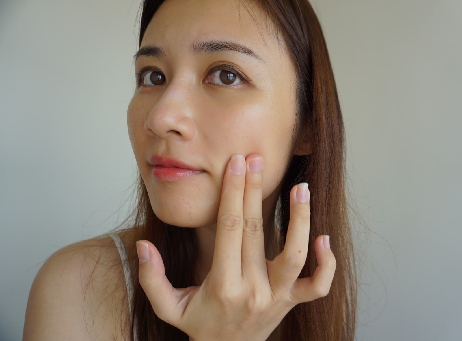 *: 來自澳洲天然黃金液- Anumi 純鯊烯激活再生修護精華及紓肌水漾活膚噴霧