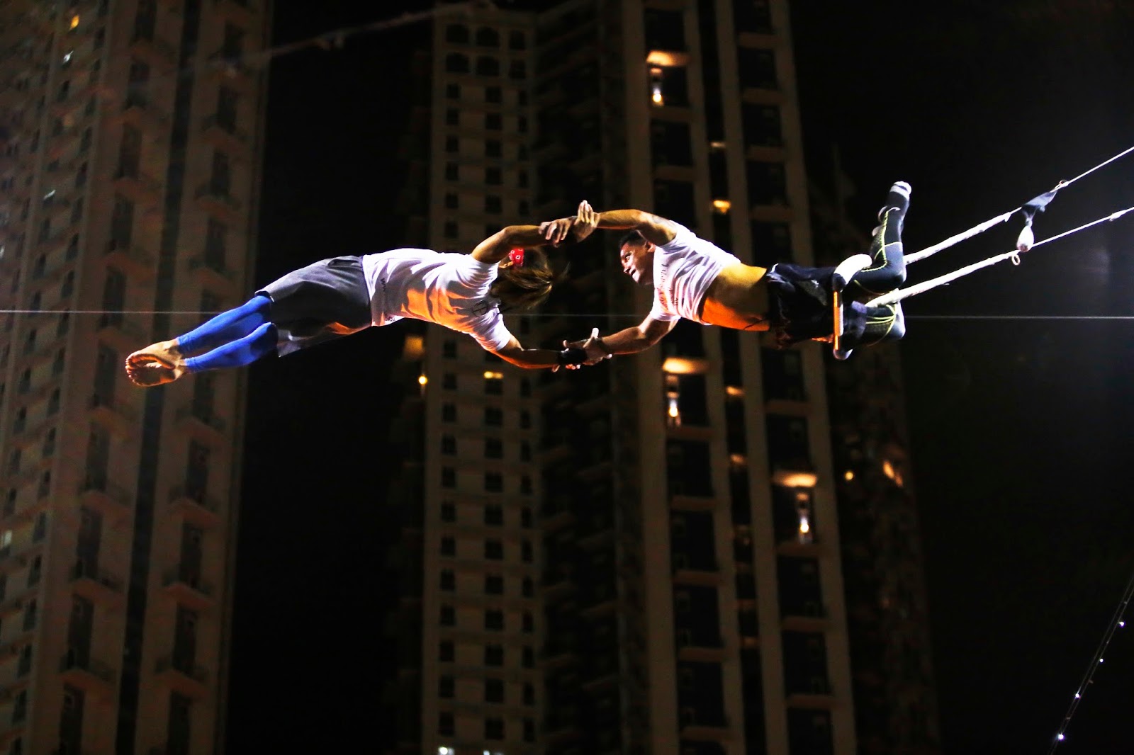 Lemon GreenTea: British School Manila introduces Flying Trapeze as an ...