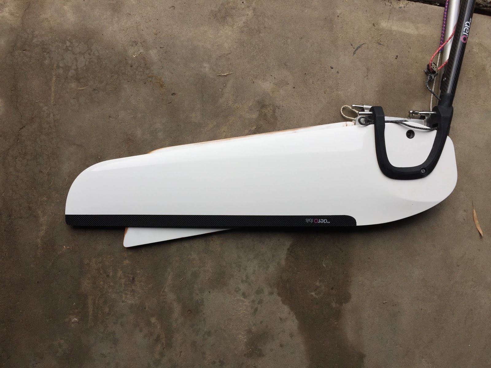 Laser Dinghy Farewell 100RacesBlog: Comparing Laser and Aero Foils