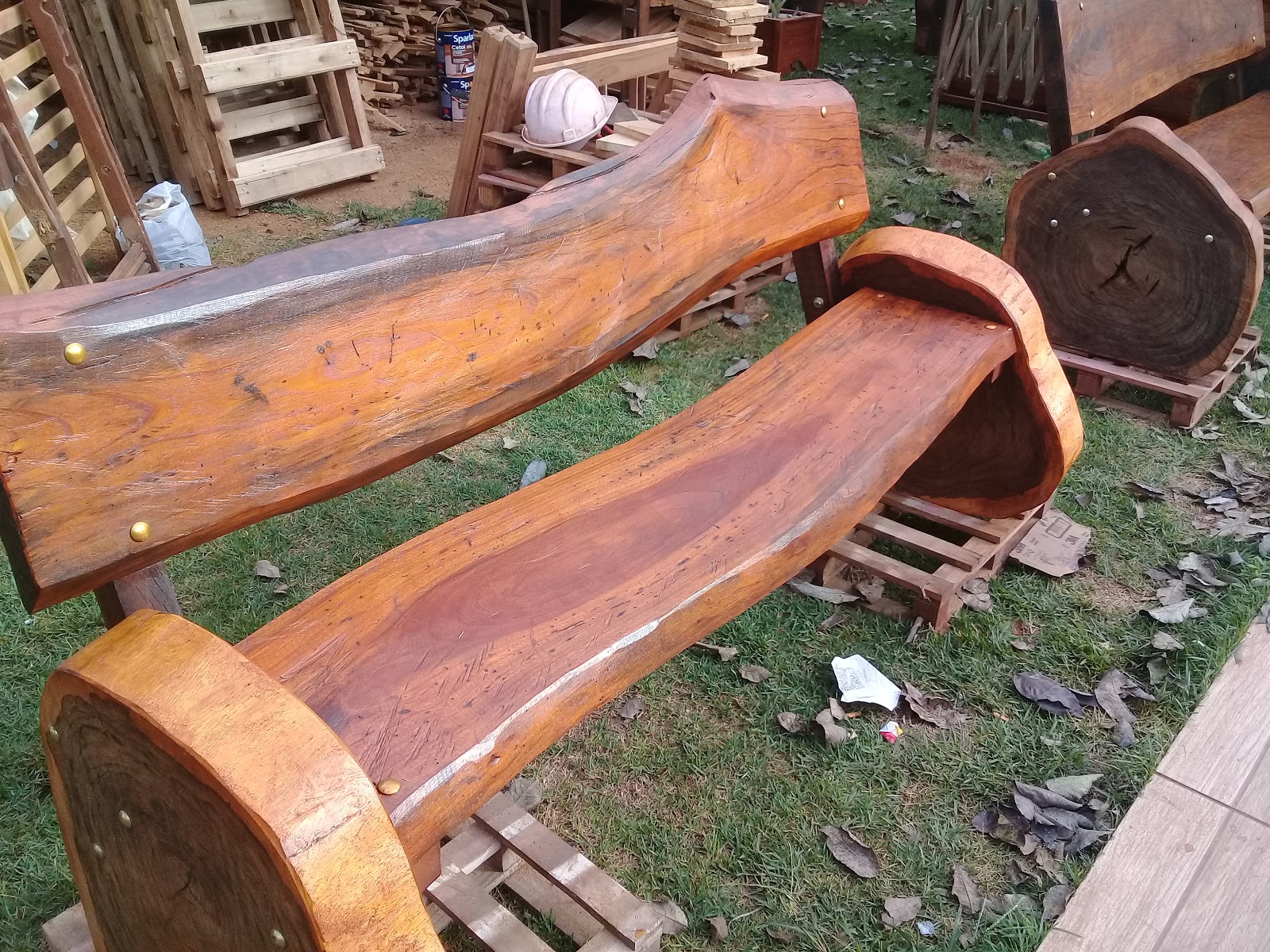 Banco em Madeira Rústico: maio 2019