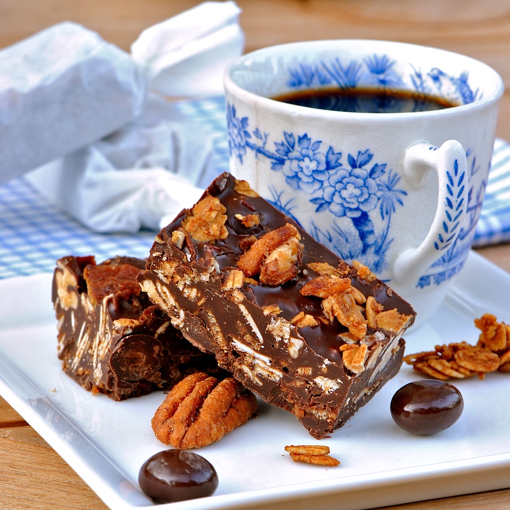JULES FOOD...: Dark Chocolate Breakfast Bar