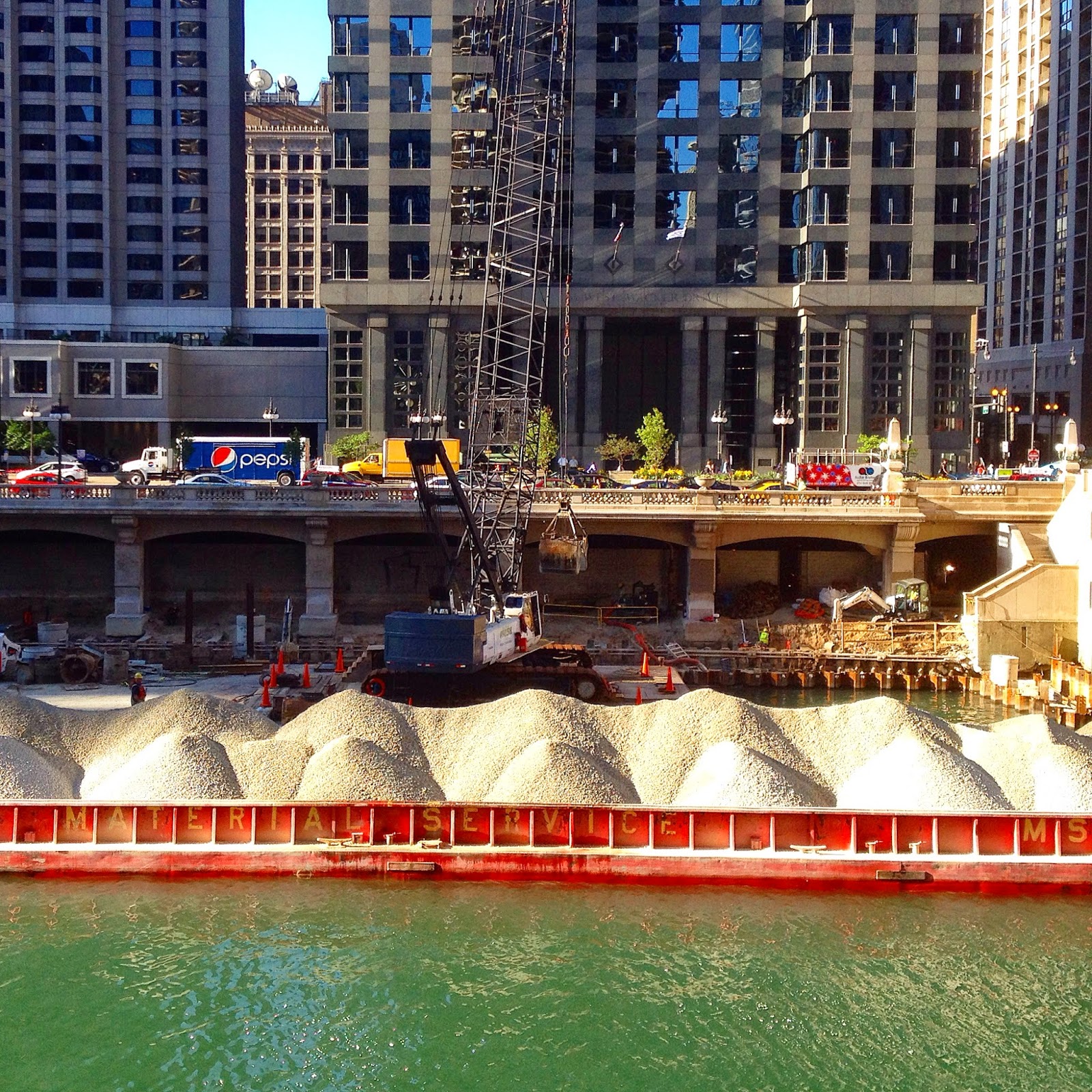 ArchitectureChicago PLUS: Pour le Concret: Chicago's new Riverwalk Emerges