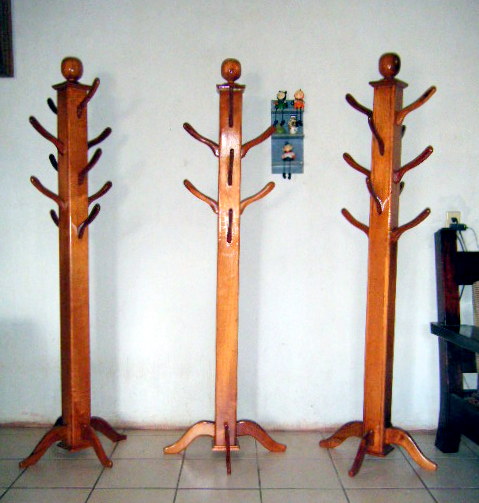 PERCHERO MULTIPLE VERTICAL.