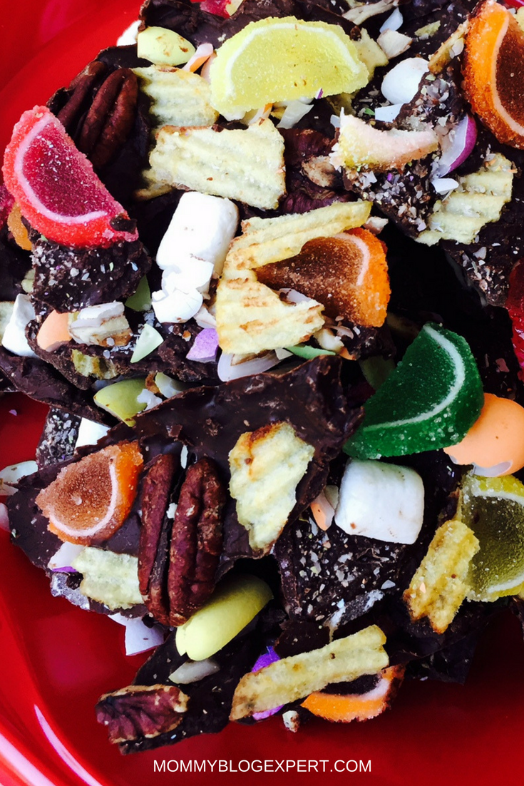 MOMMY BLOG EXPERT: Passover Chocolate Candy Bark Recipe - Easy & FUN to ...