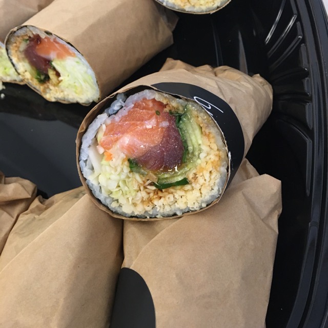 Norio on Wine and Food: Sushi Burittos from Buredo 寿司ブリト