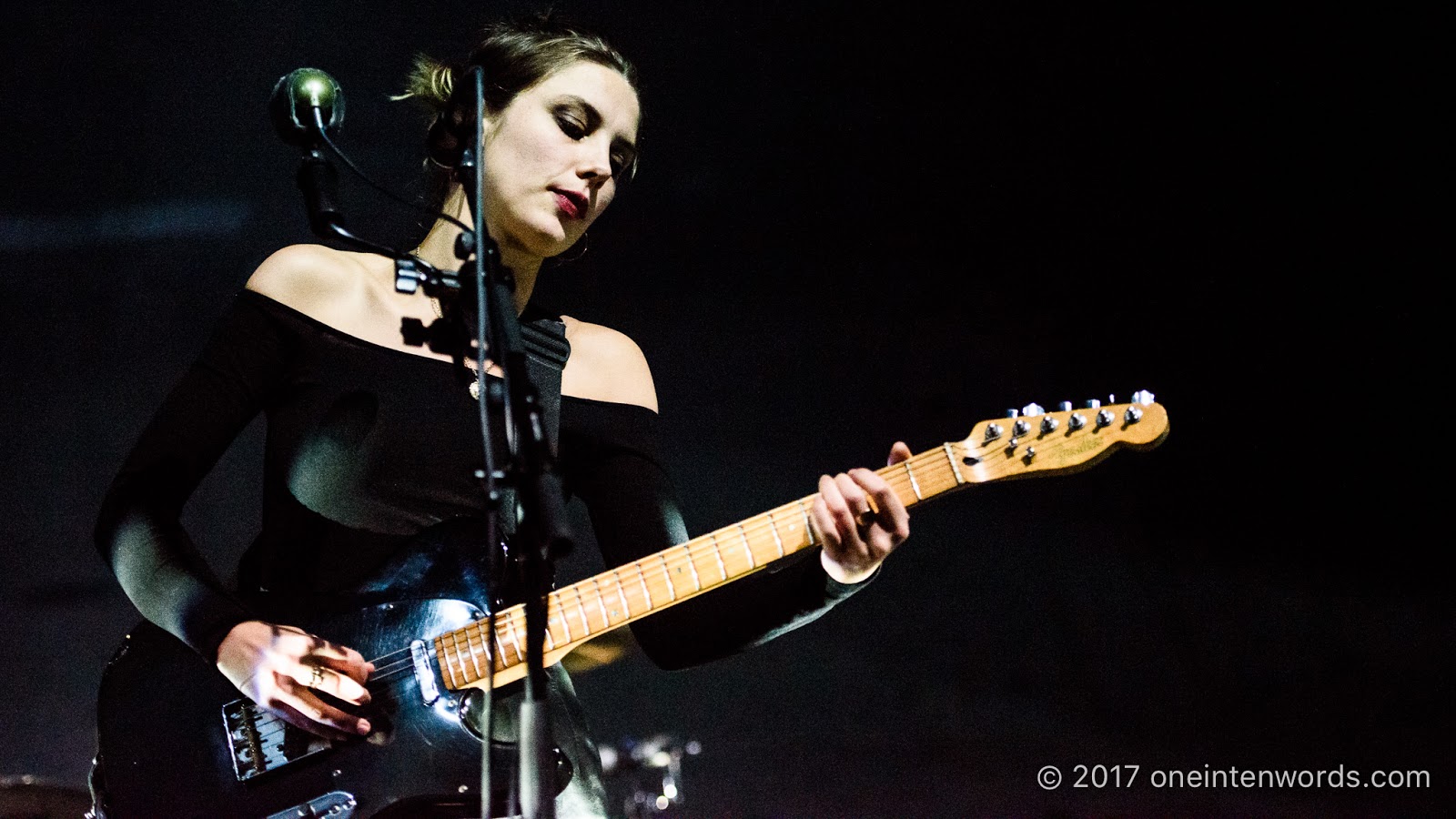 one in ten words: Wolf Alice at The Danforth Music Hall - Concert Pictures