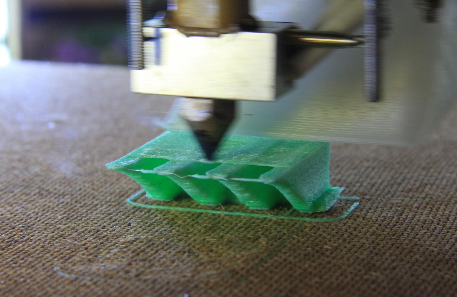 3D printer improvements: 3D printing with cheap Nylon trimmer line/string