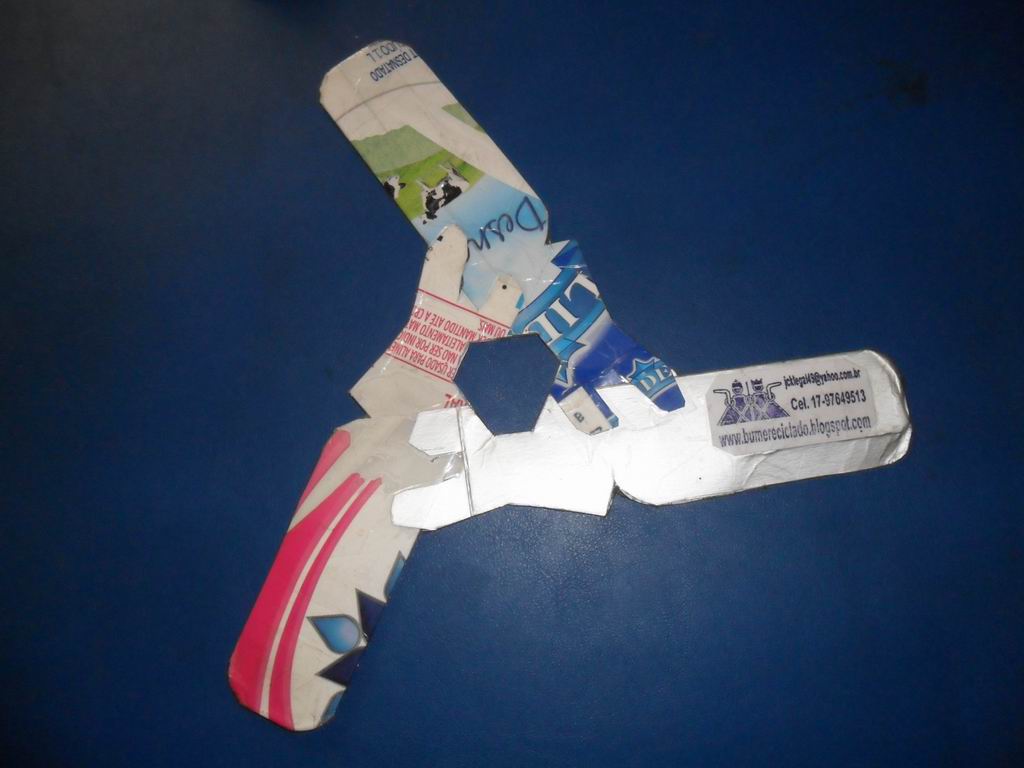 Bumerangue de Papel: Modelos atuais de bumerangue de papel