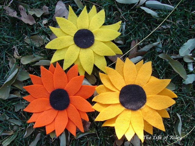 The Life of Riley: Felt Sunflowers Tutorial