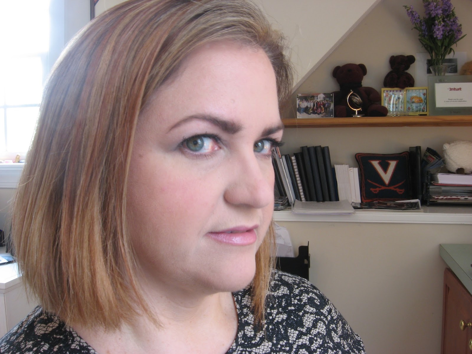 Face of the Day: A Simple, Chic look | Ages of Beauty: Face of the Day ...