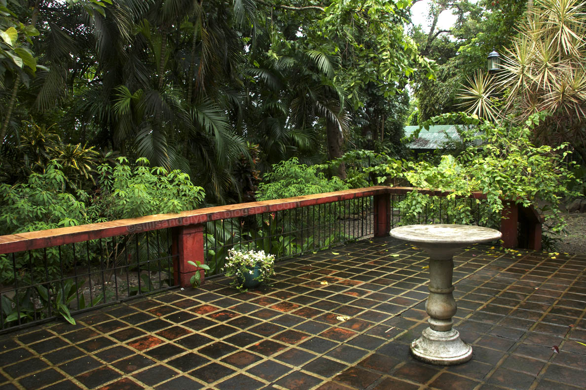 Stills and Glyphs: Pahinga Riverside Retreat House: the name says the Rest