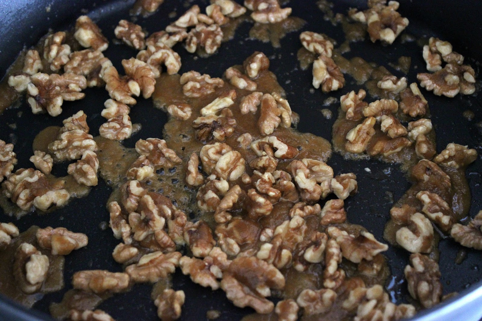 Brown Sugar Candied Walnuts - Kim's Kitchen
