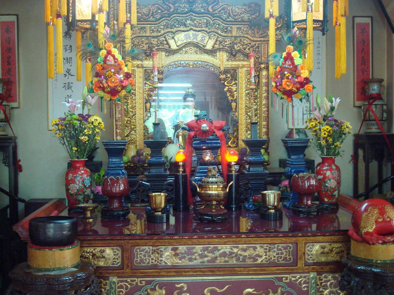 Victoria's Travels: Ching Chung Koon Temple and Symphony of Lights at ...