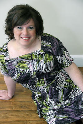 Femulate: Donna's First Time