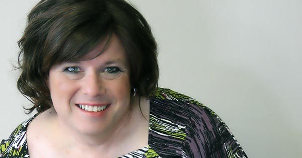 Femulate: Donna's First Time