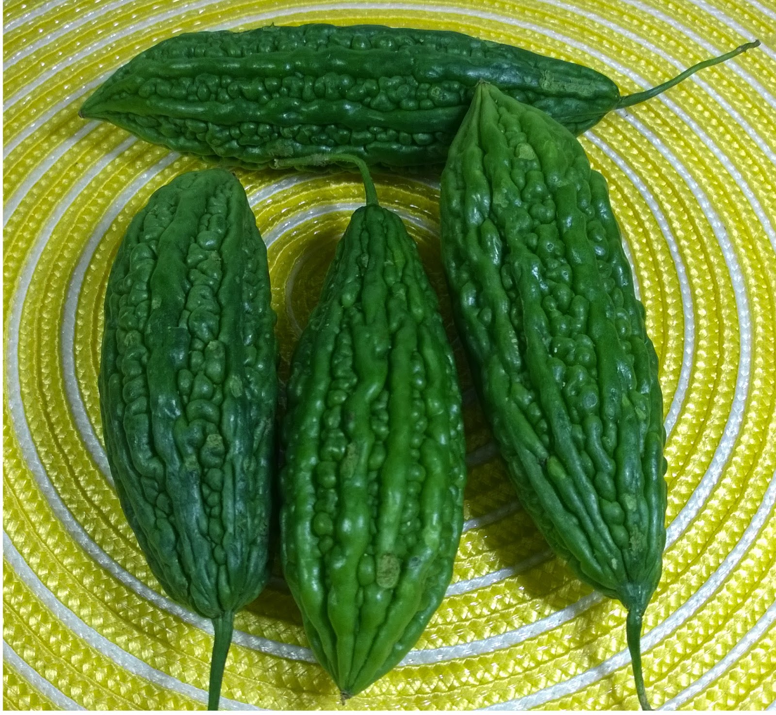 Simply Cooking and Health: Fried bitter melon salad - Balsam-pear