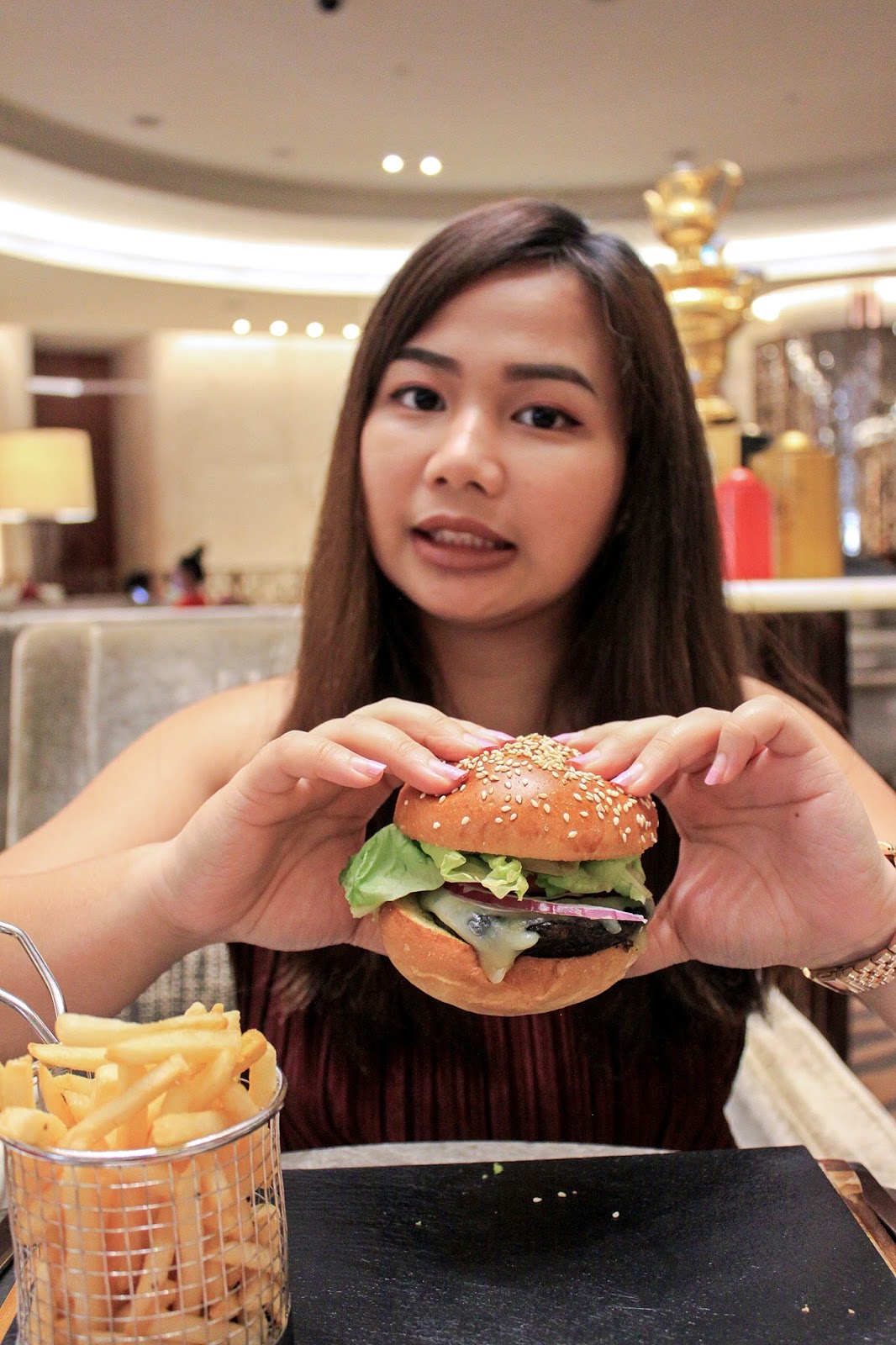 Burgers for Lunch - JW Marriott | Katee Of The Day | Lifestyle Blogger
