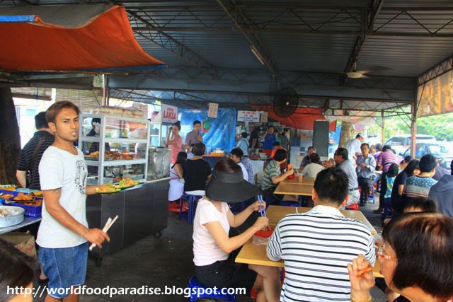 WORLD FOOD PARADISE: Mount Erskine Roadside Food Stalls