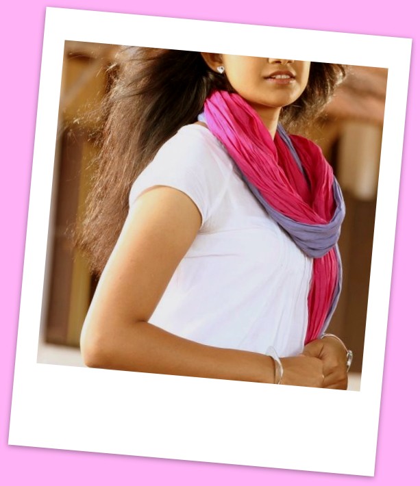 Actress wallpapers for mobile: Famous Malayalam Actress Divya Unni's ...