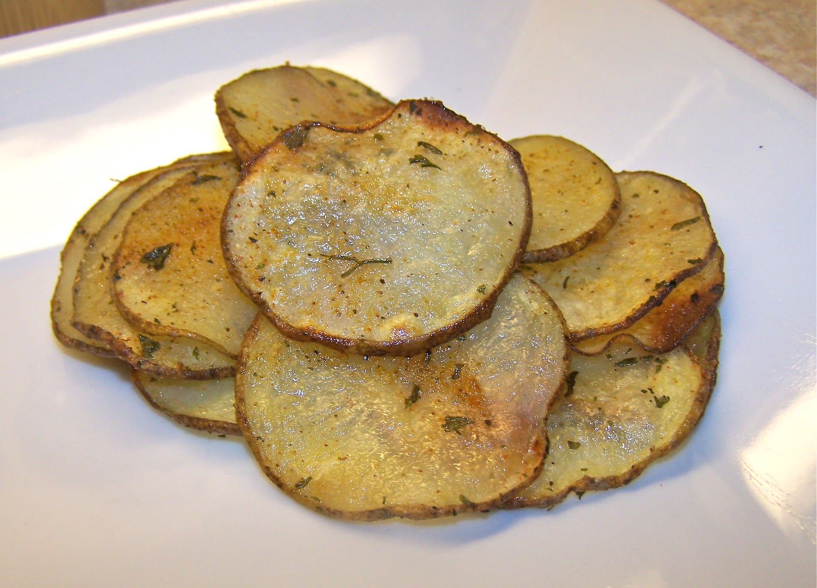 Little Mommy, Big Appetite: Oven "Fried" Potato Crisps