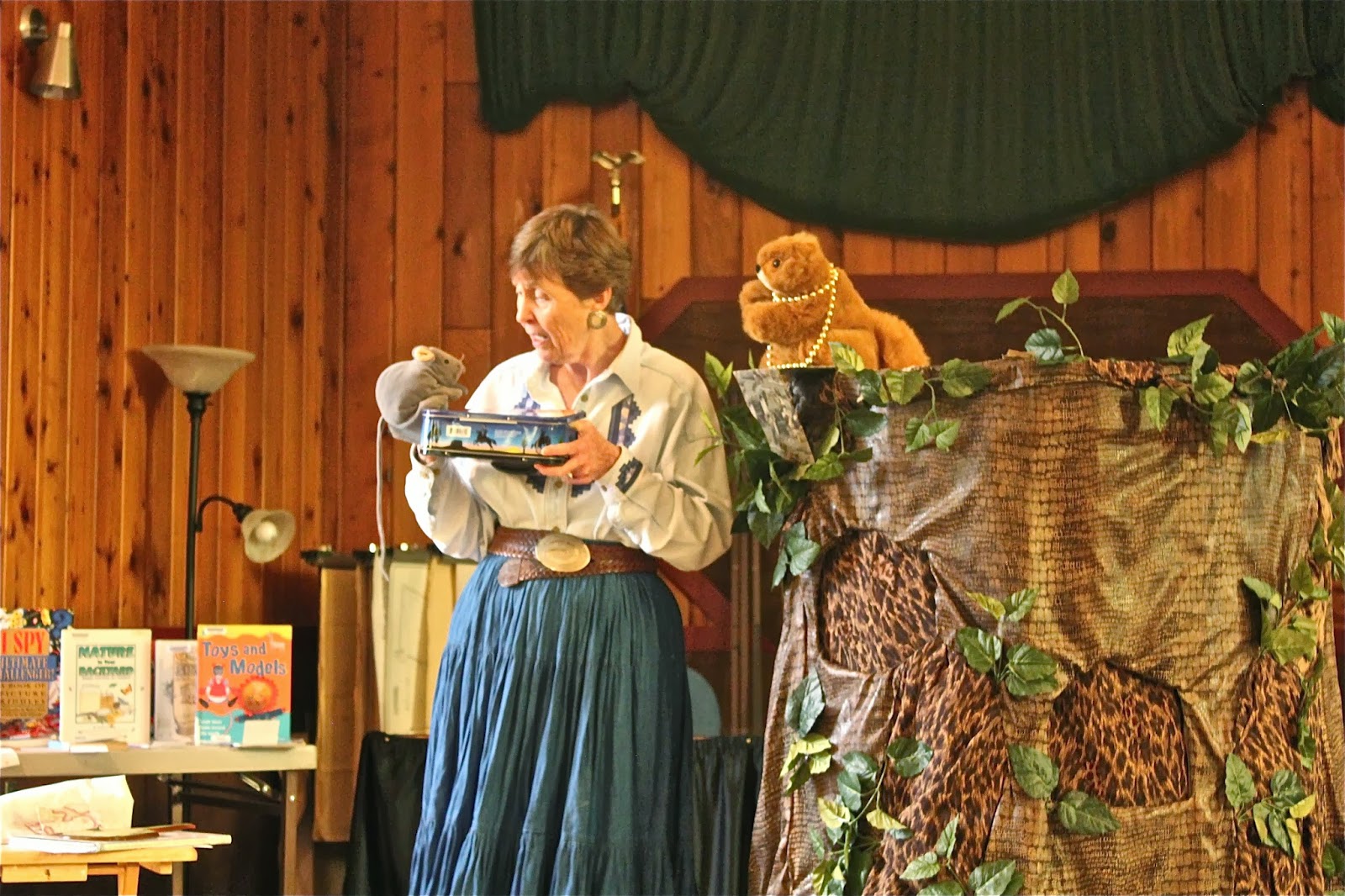 storyworksgroup: Storytelling and Puppets (Can They Really Work Together?)