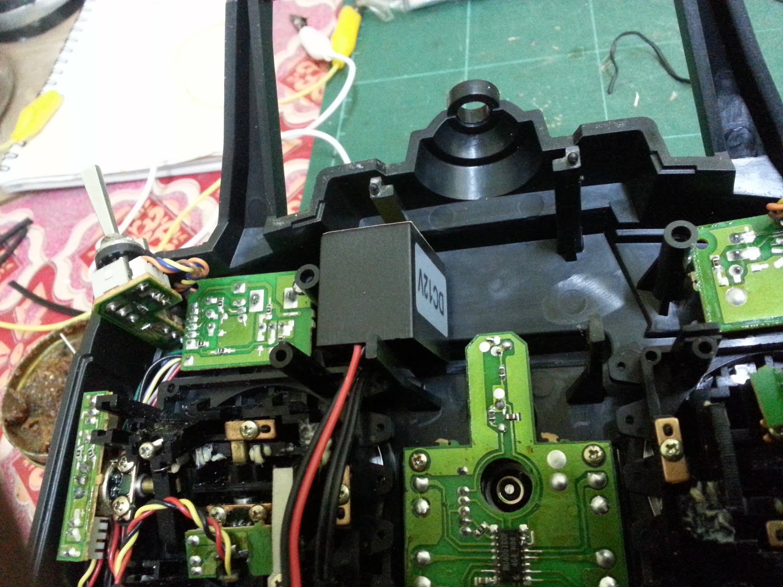 Kaysee RC World: Futaba 7CHP PPM/PCM Backlight Mod