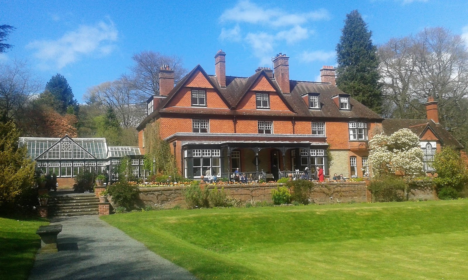 Landed families of Britain and Ireland: (362) Banks of Ridgebourne and ...