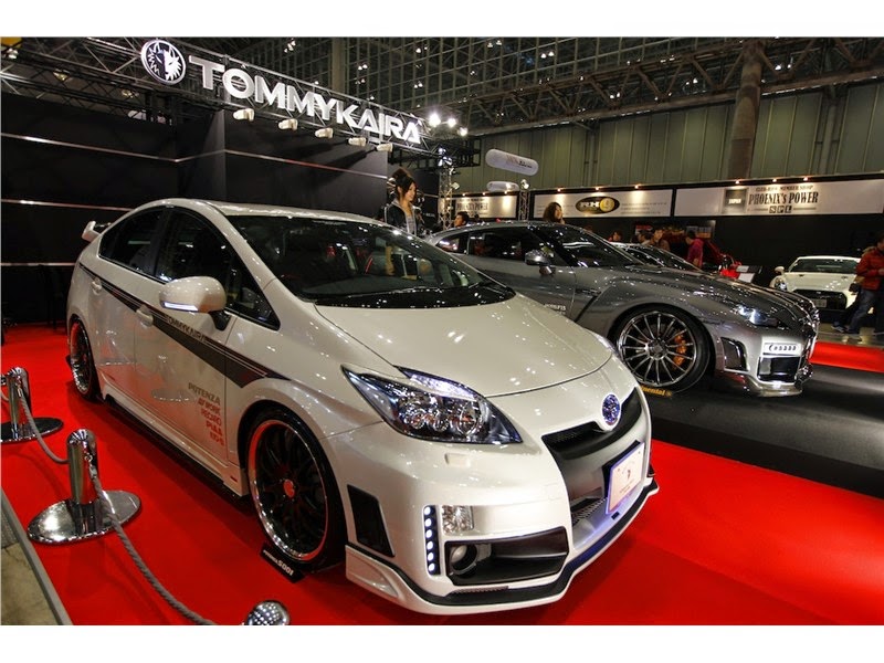 Story Of Car Modification in Worldwide.: TOYOTA PRIUS HYBRID MODIFIED