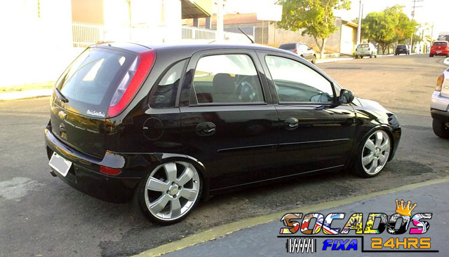 #18 - Corsa Hatch com rodas de Montana,, Lindo *--* | Socados 24Hrs