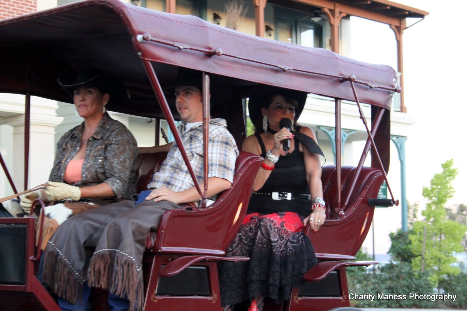 Copper Gazette: Joni Morris Enthralled Concert-goers at Town Square Concert