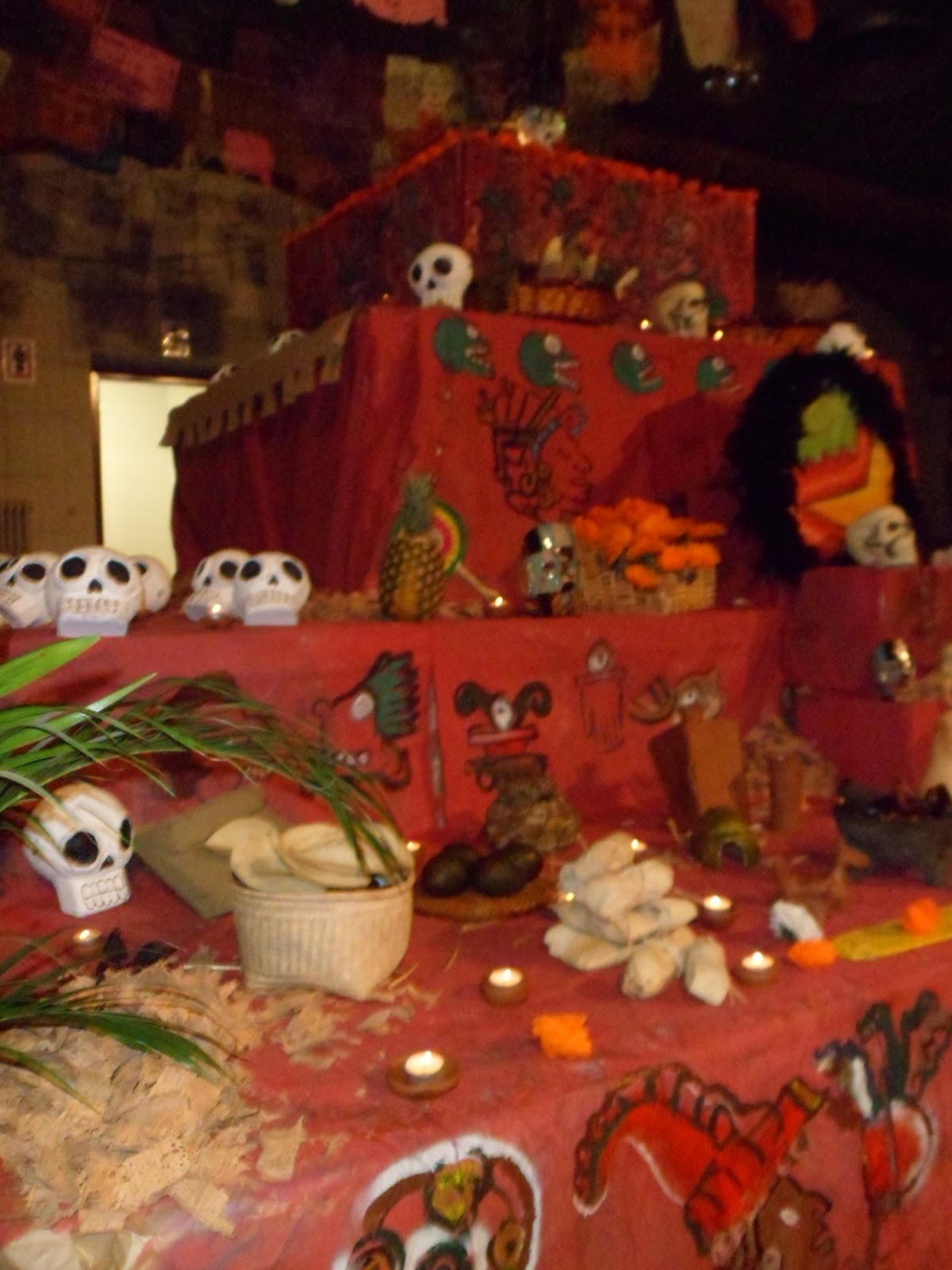 Noticias: Inauguramos el Altar - Instalación a los mayas