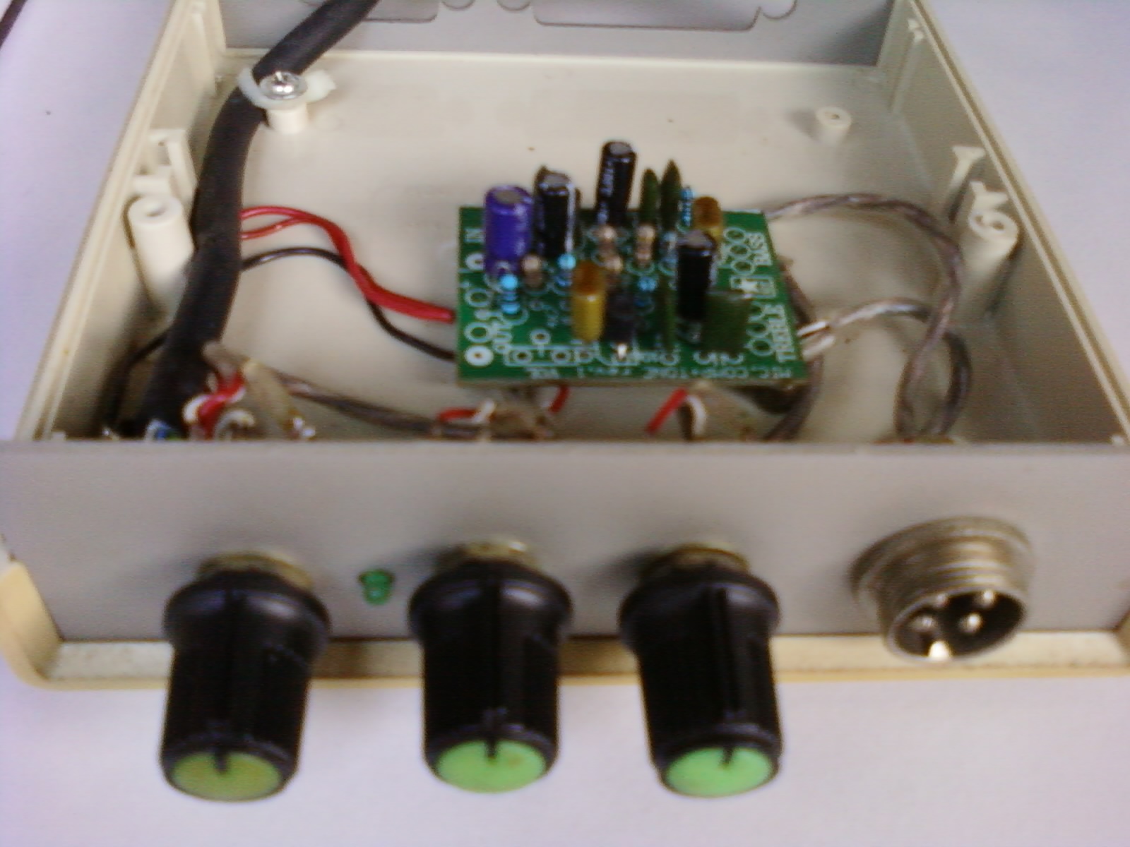 RADIO TENGKORAK: MIC COMPRESSOR / SPEECH PROCESSOR DENGAN TONE CONTROL