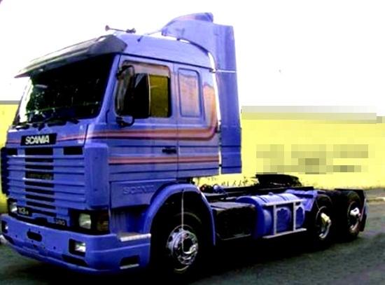 Caminhões e Carretas: Scania 113H frontal