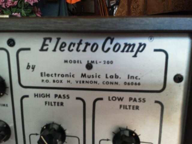 MATRIXSYNTH: Electrocomp EML 200