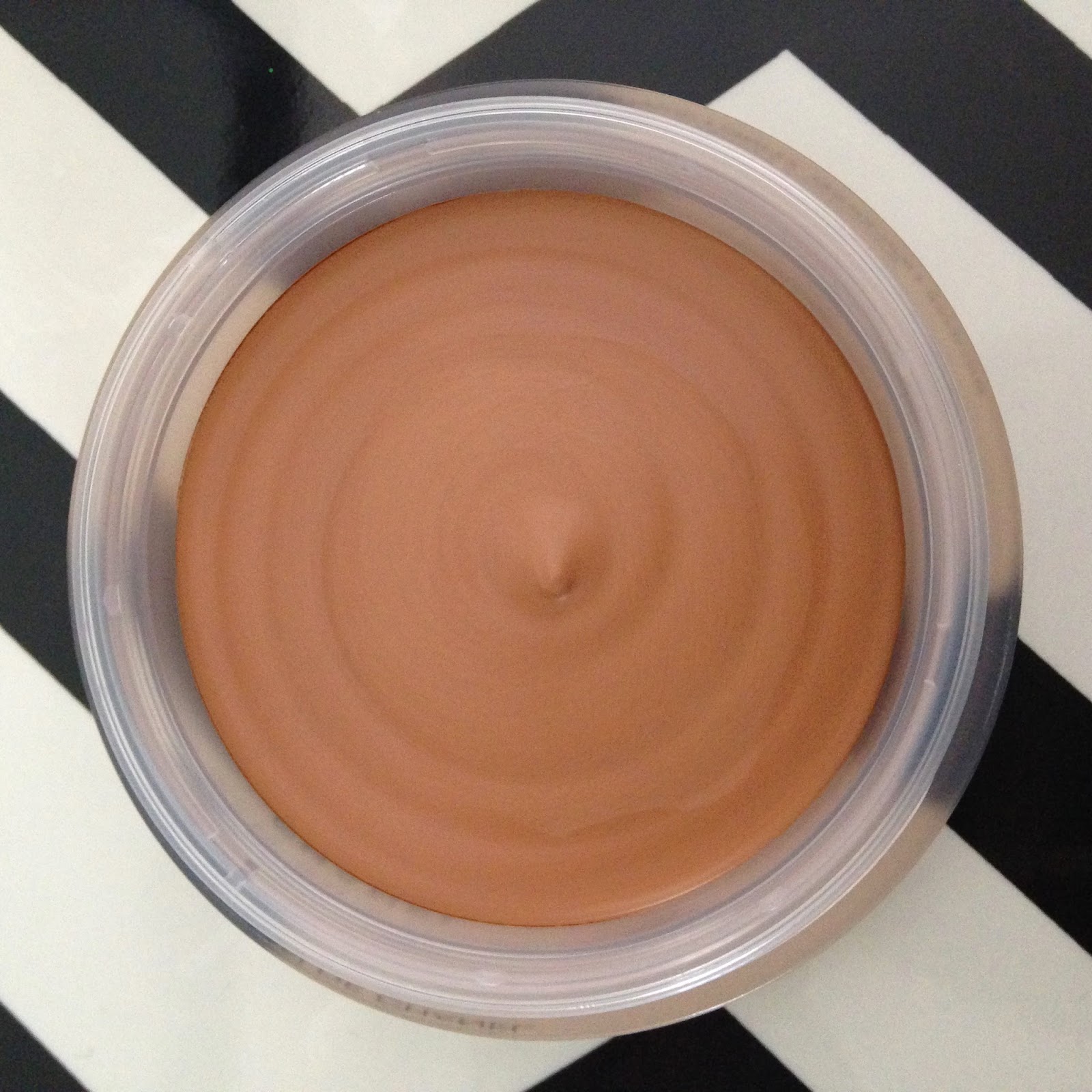 Chanel Soleil Tan De Chanel - jackie 0. monroe