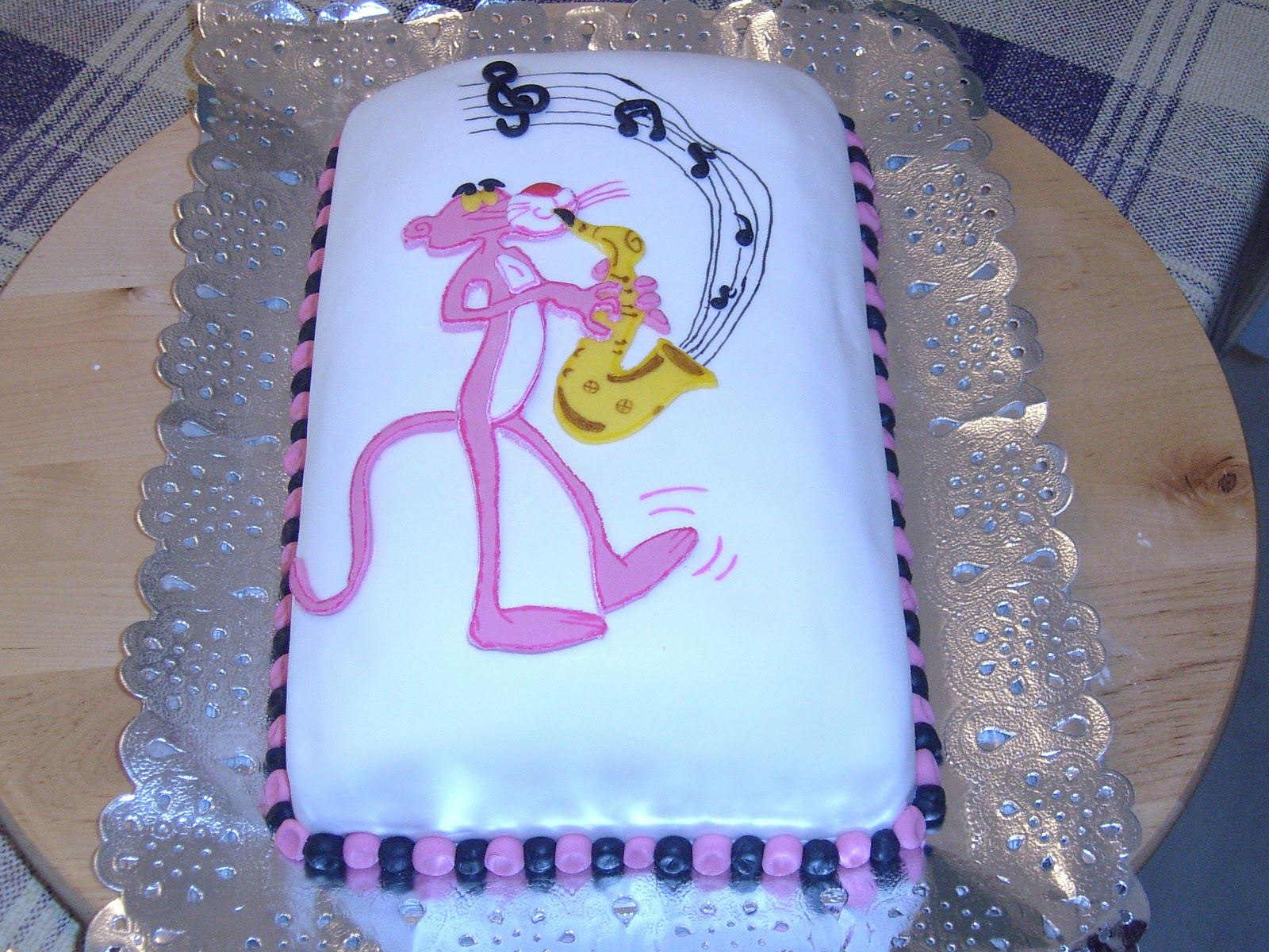 Sueños de Azucar Sevilla: TARTA DE LA PANTERA ROSA