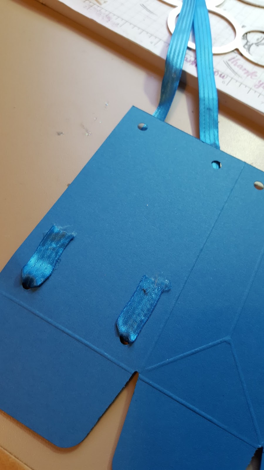 Beth's Paper Cuts: Backpack treat holders!