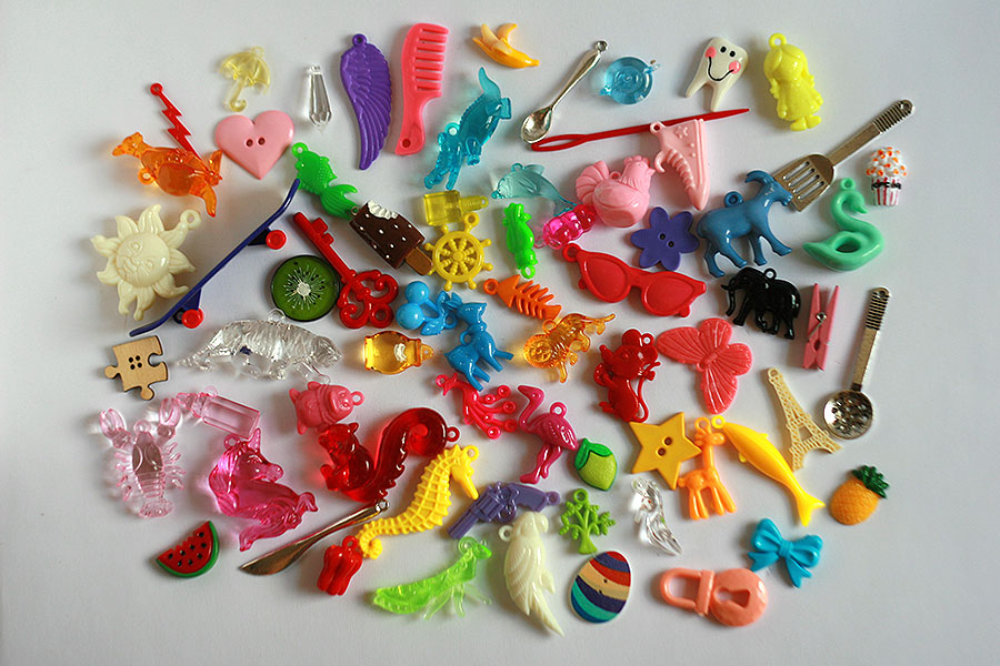 TomToy : BIG I Spy trinkets