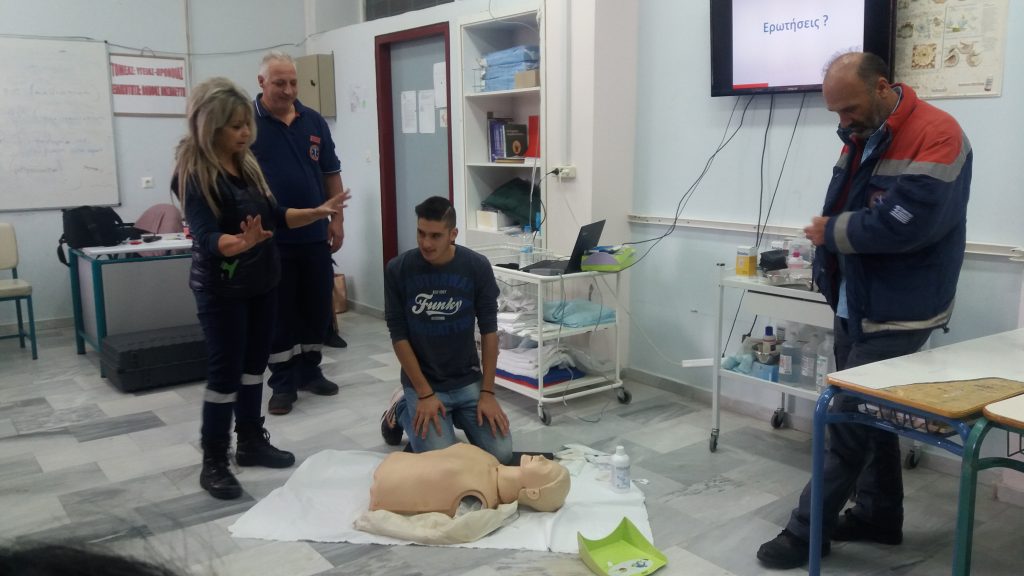 ΕΚΑΒΙΤΙΚΑ ΝΕΑ: Επίσκεψη του ΕΚΑΒ Λάρισας στο 1ο ΕΠΑΛ Ελασσόνας!!!