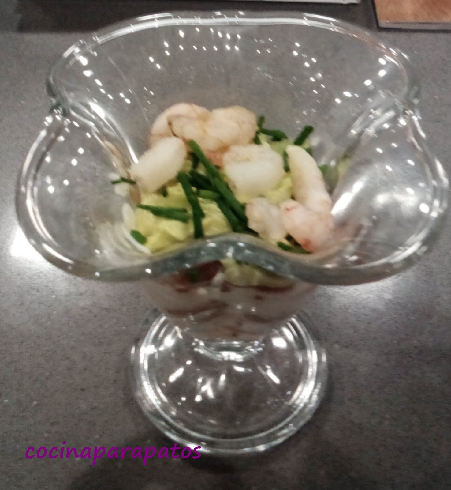 cocina para patos: VASITOS DE GAMBAS, SALMÓN Y QUESO FRESCO (Thermomix)