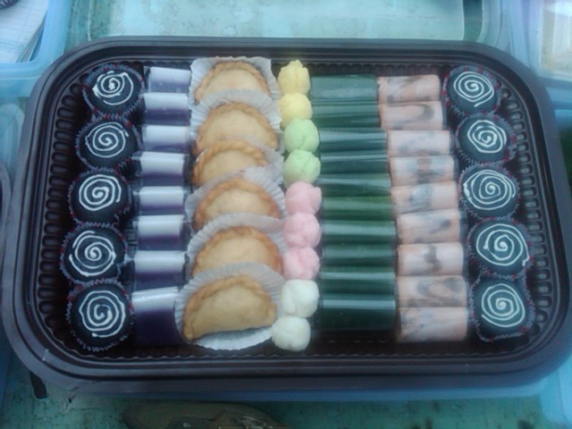 Kue basah Bandung: KUE TAMPAH