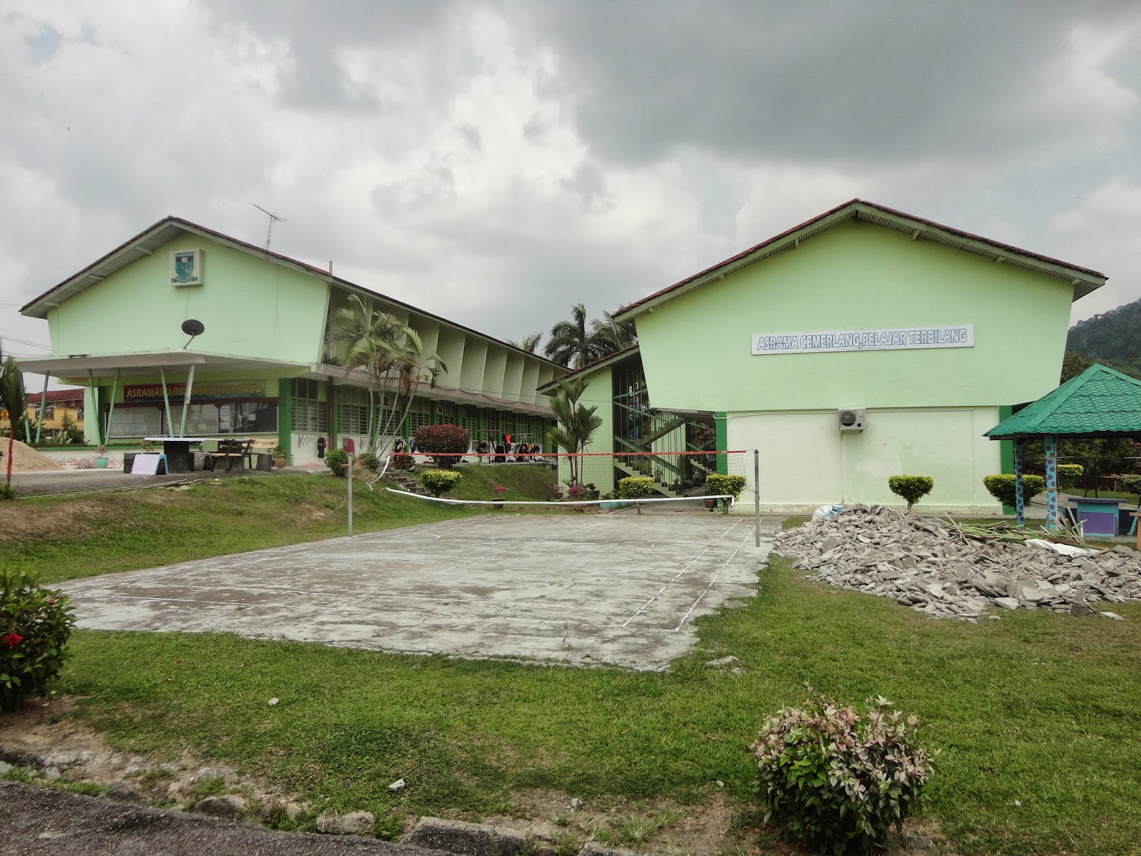 SUSTAINABLE LIVING INSTITUTE (SAVE): MUBIN SHEPPARD - THE MALAY OF MALAYS