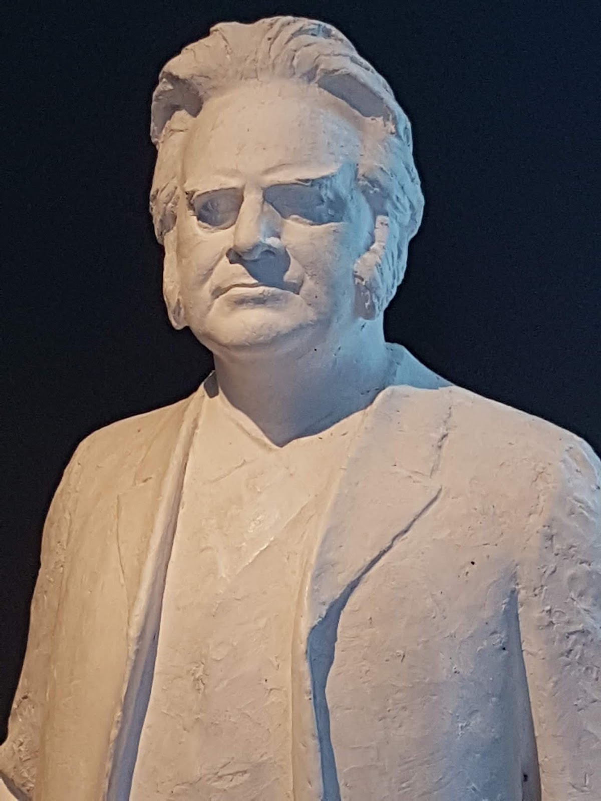 Ariel: Medlemsmøte i partiet og besøk på Anders Svor-muséet