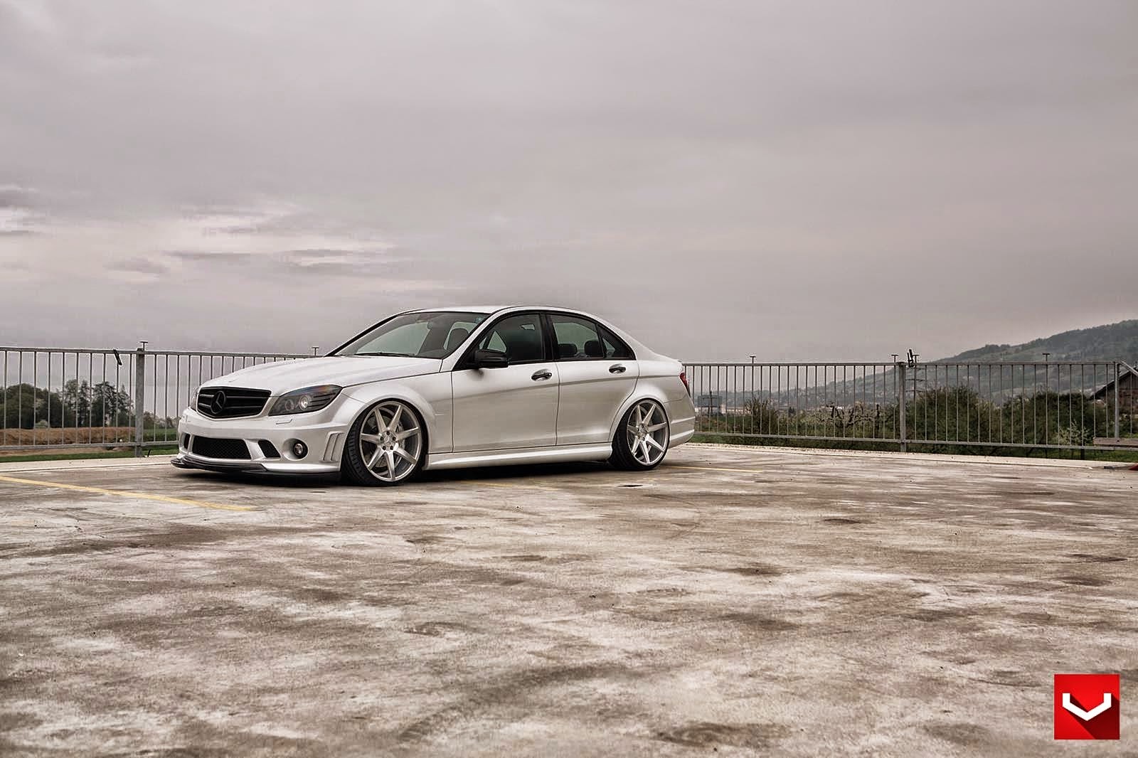 Mercedes-Benz W204 on Vossen CV7 Wheels | BENZTUNING