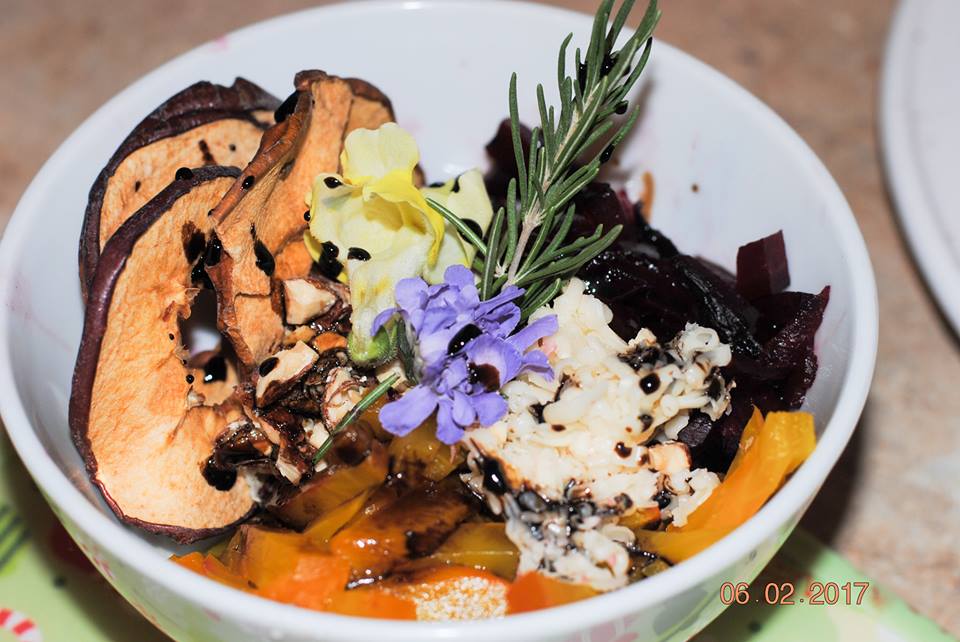 White Wolf : Mr. Bannock, Metro Vancouver's first Indigenous food truck ...