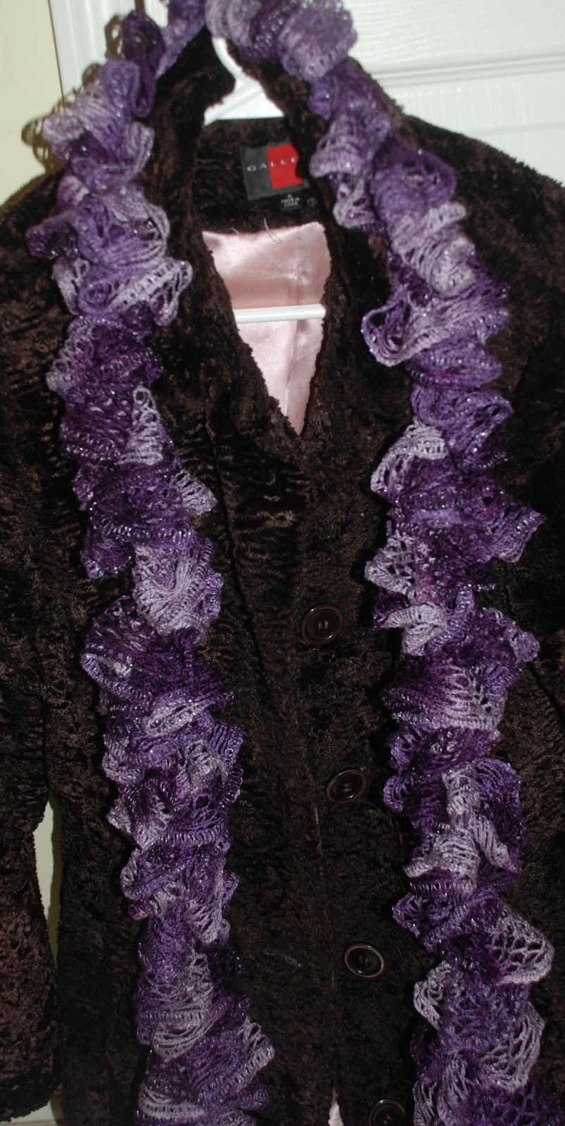 Amys Crochet Creative Creations How To Crochet A Sashay Yarn Scarf