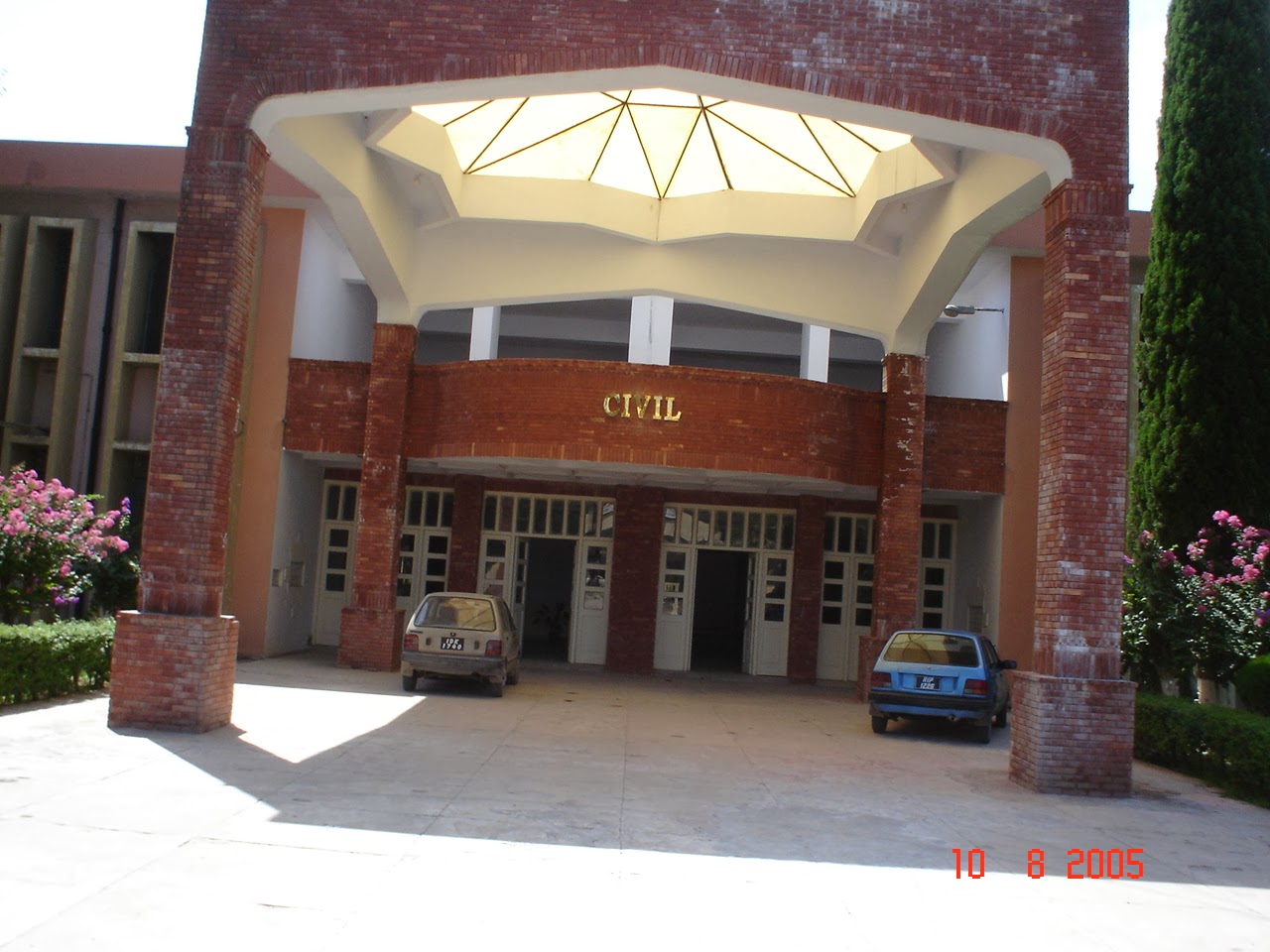 HD Wallpapers: University of Engineering and Technology, Taxila