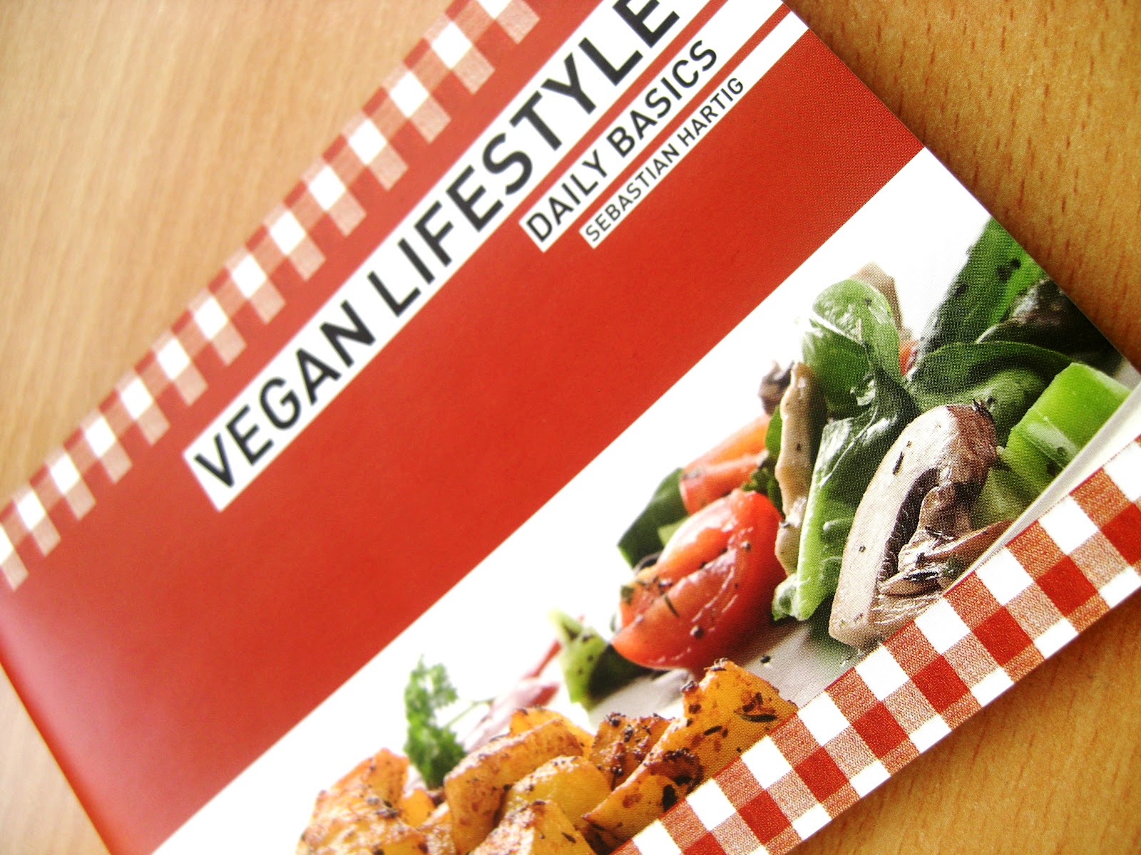 Veganine: Vegan Passport & Kochbüchersucht