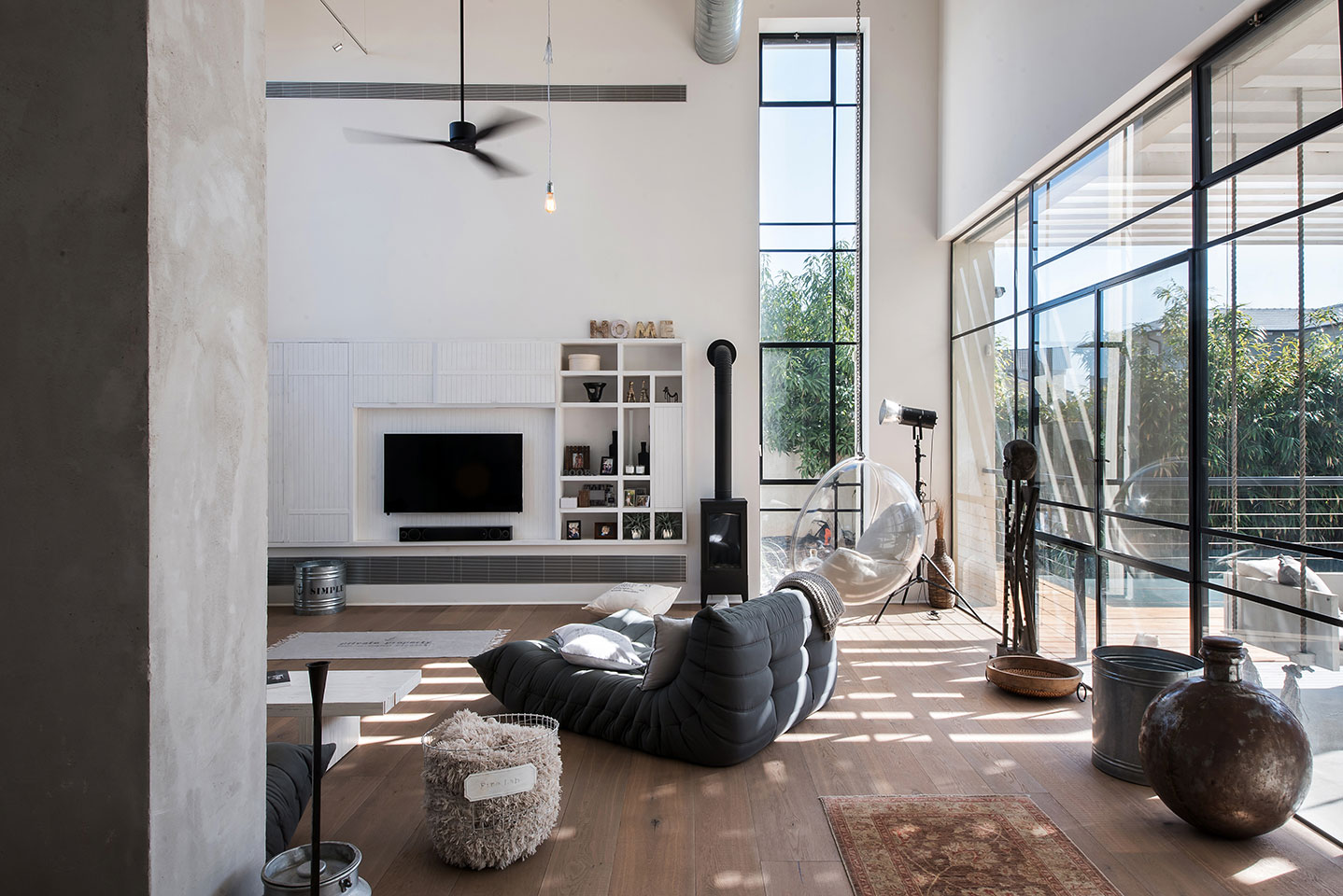 An industrial-chic house in Tel Aviv by NeumanHayner architects